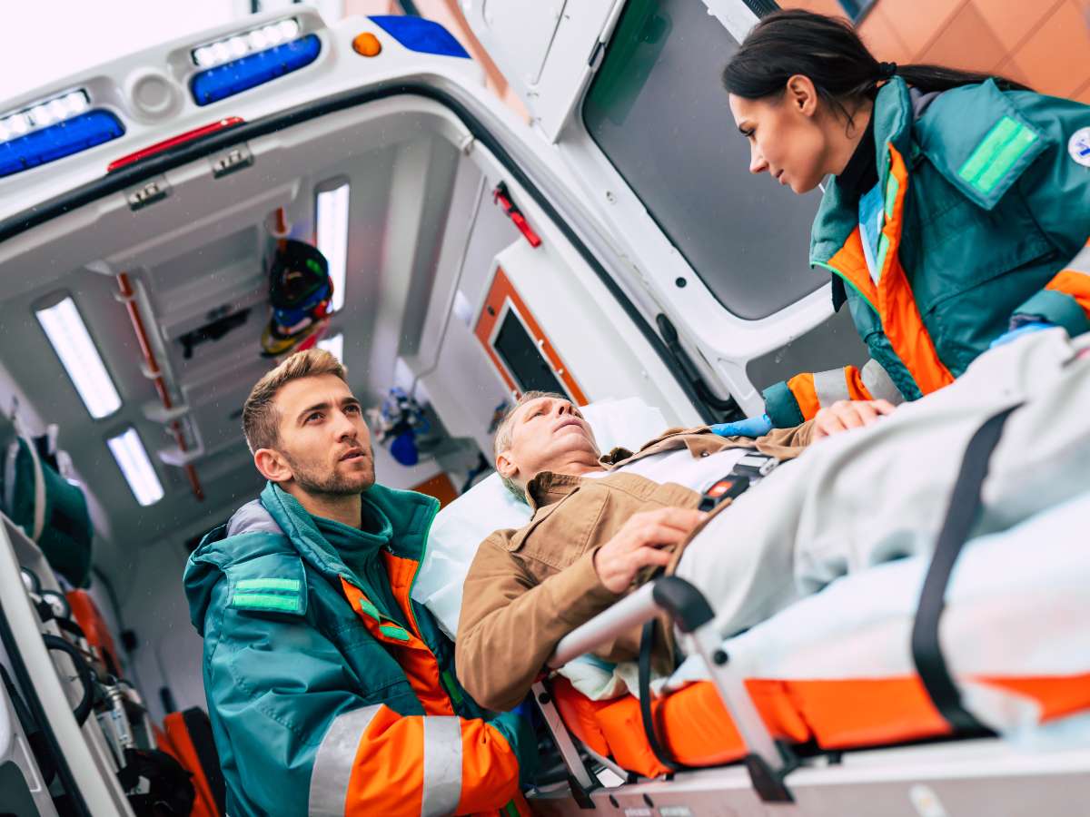 Onboard Computer for Emergency Fleet Connectivity | SINTRONES